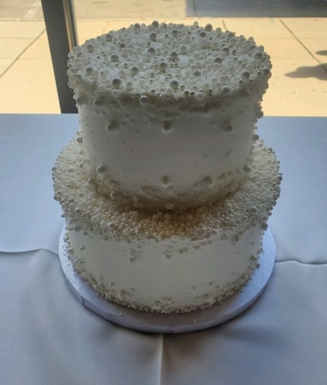 Buttercream Wedding Cakes – Monzu Bakery of Green Bay, WI