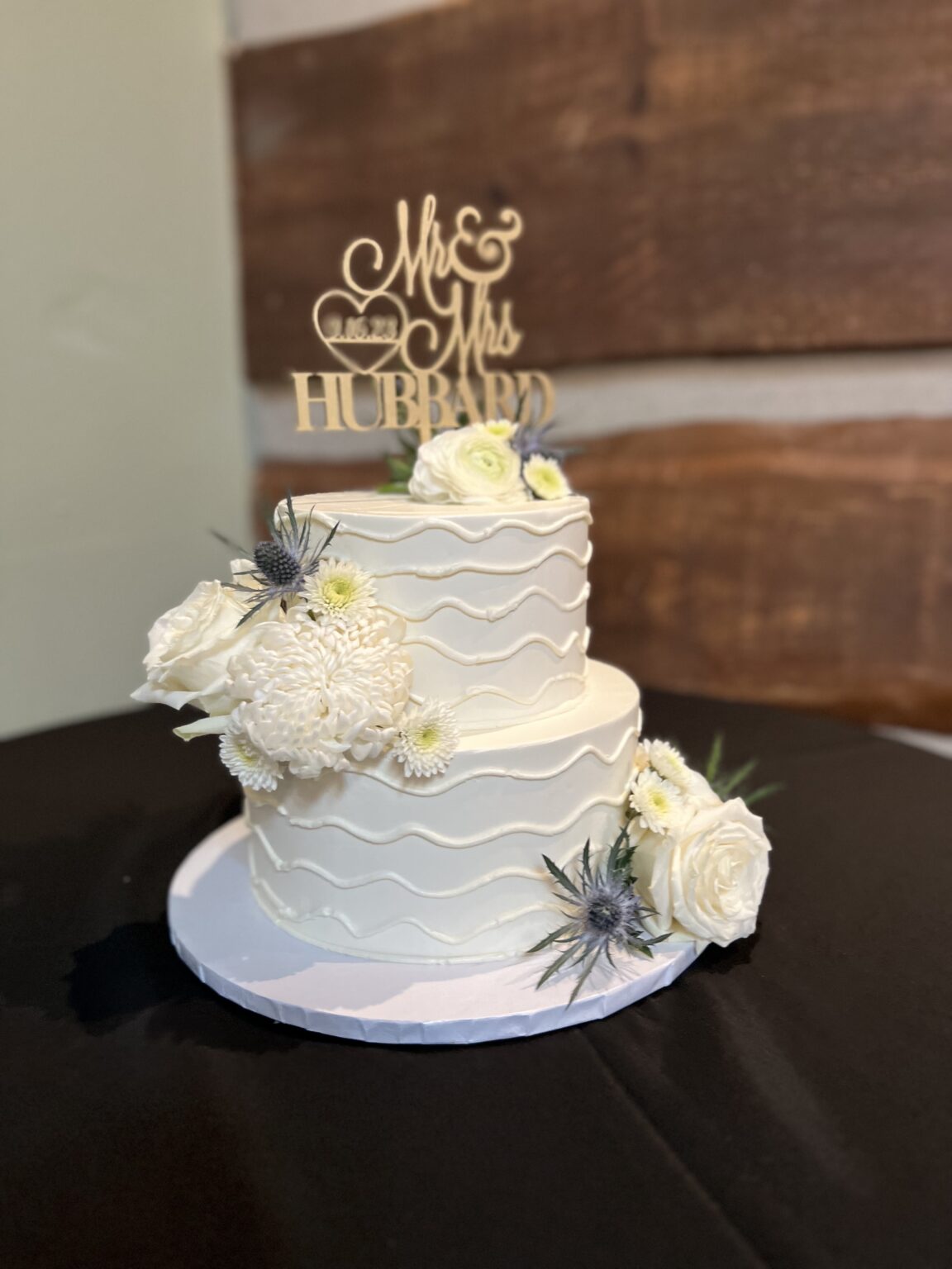 Buttercream Wedding Cakes – Monzu Bakery of Green Bay, WI