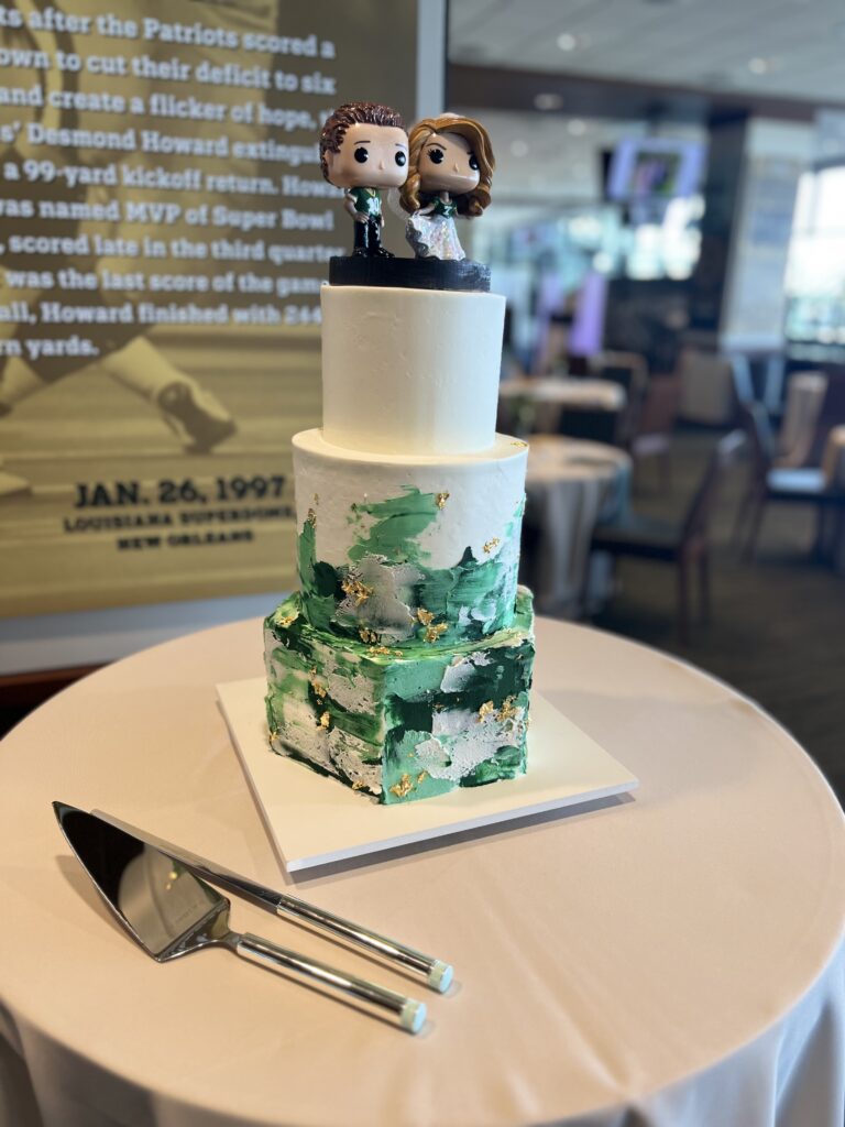 Buttercream Wedding Cakes – Monzu Bakery of Green Bay, WI