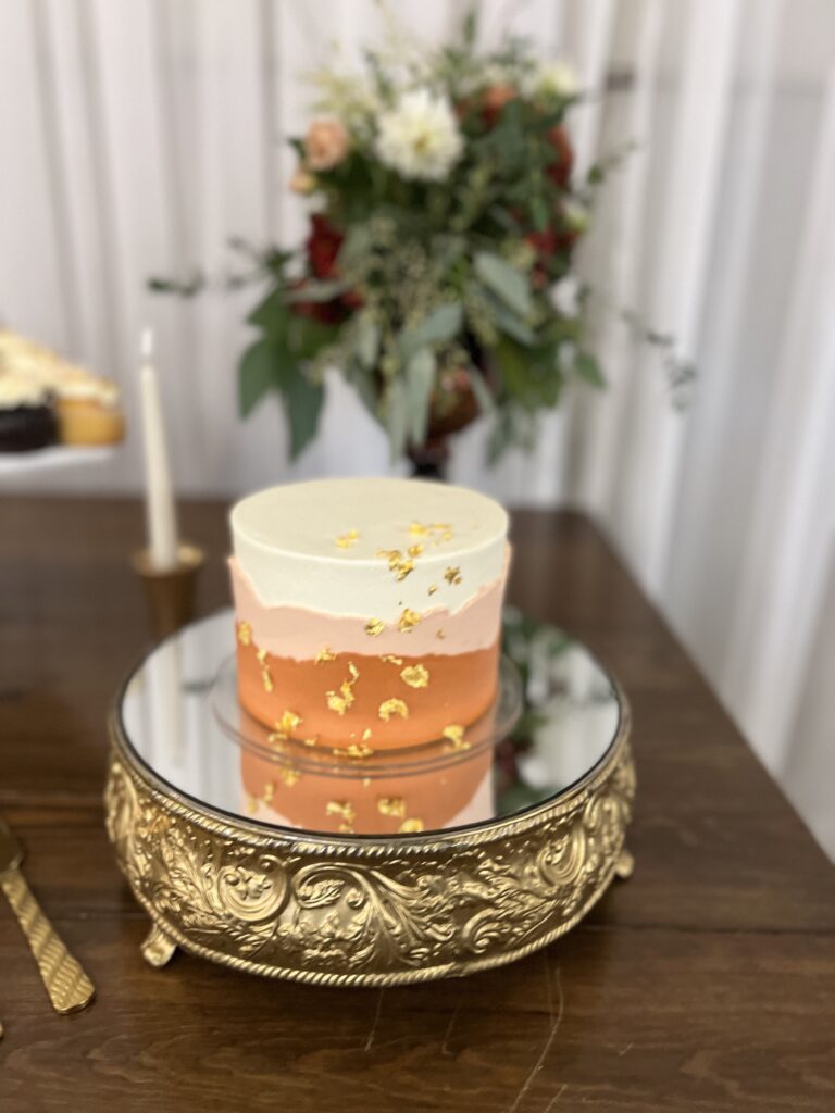 Buttercream Wedding Cakes – Monzu Bakery of Green Bay, WI