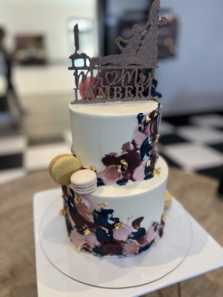Buttercream Wedding Cakes – Monzu Bakery of Green Bay, WI