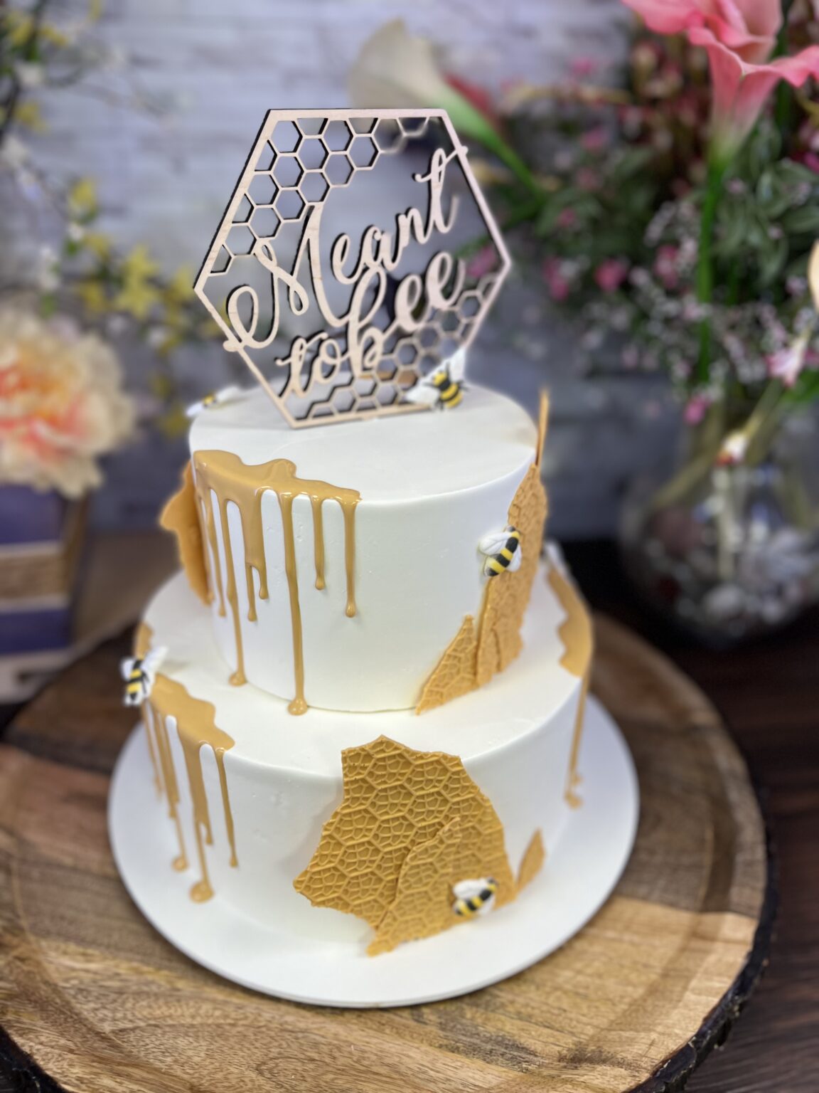 Buttercream Wedding Cakes – Monzu Bakery of Green Bay, WI